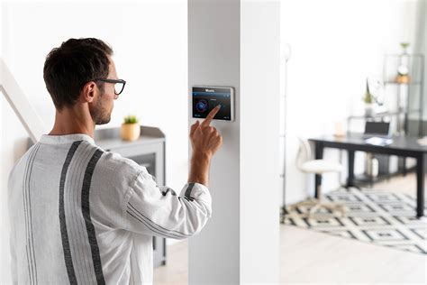 The Top 7 Key Benefits Of A Video Intercom System Alarm Installation