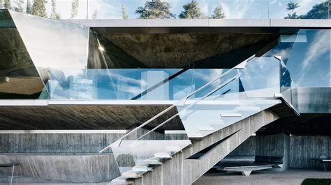 Conner Perry Architects Adds Spa To Lautner House In La