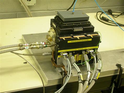 Saltpfis Photographs Detector