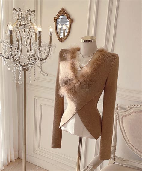 고급져요💜허리잘록~핏예술 로지나 밍크퍼 랩니트 결혼식 하객룩 데이트룩 파티룩 브라이덜샤워 꾸안꾸 겨울니트 겨울옷 크롭니트 브이넥니트 앙고라니트 골지니트 연말룩 기모니트