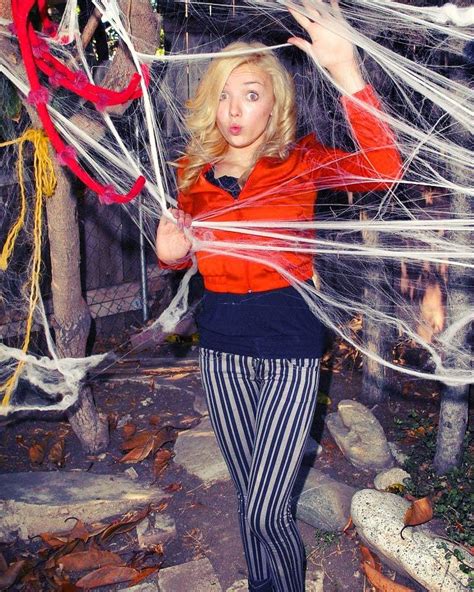 Pin De Rafat Quli En Peyton List Mujeres Preciosas Mujeres