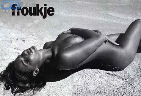 Froukje De Both Nackt Nacktbilder Playboy Nacktfotos Fakes Oben Ohne