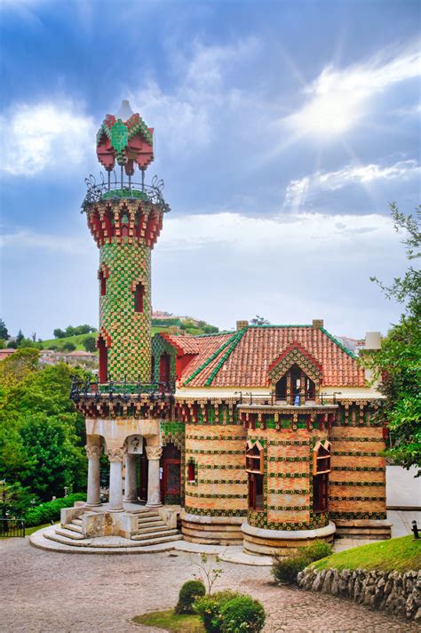 Los 10 Proyectos Más Espectaculares De Antoni Gaudí Architectural Digest