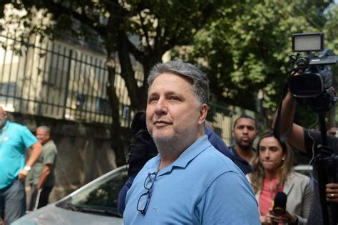 Garotinho Internado Ne Not Cias