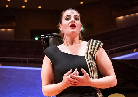 Martina Bianculli La Voce Di Montesano Che Incanta Leuropa