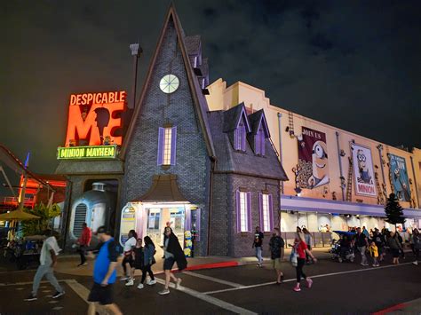 Despicable Me Minion Mayhem Opens Officially At Universal
