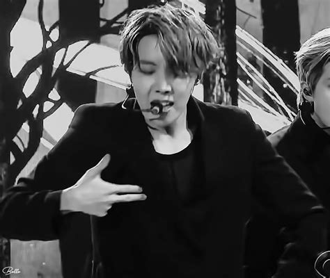 Pin Em Jhope