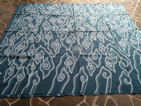 Batik Tulis Mega Mendung Biru Muda