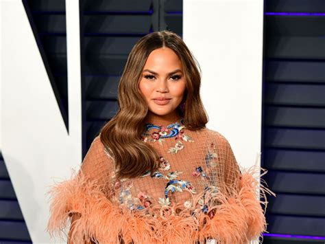 Chrissy Teigen Apologises To Courtney Stodden For Online Bullying