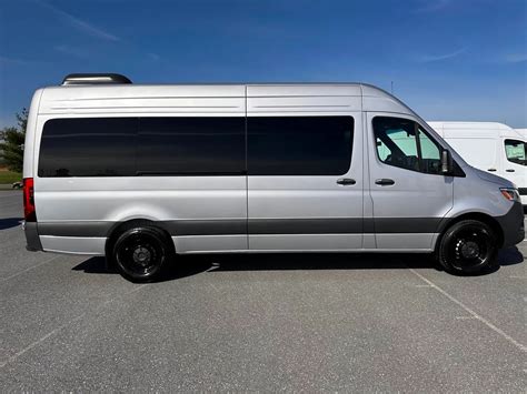 Hubers Auto Group Mercedes Sprinter 15 Passenger Van Rental