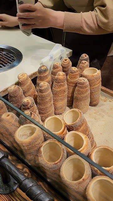 프라하굴뚝빵신혼여행 Youtube