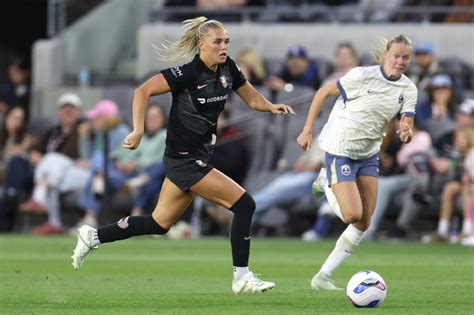Riley Tiernan Lifts Angel City Fc To First Win Of Season Middle East