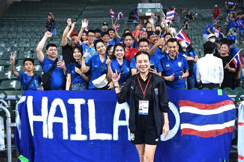 มาดามแป้ง ตบรางวัล ช้างศึก 1 ล้านบาท บุกเฉือน ฮ่องกง 1 0 เกมอุ่นเครื่อง