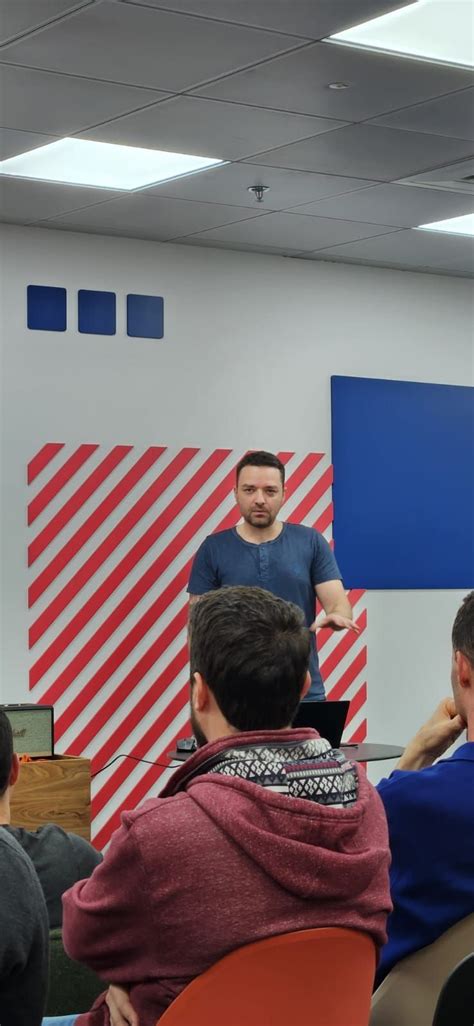 Alex Dathskovsky ☕ On Linkedin Meetup Cpu Bigdata Graphs Data