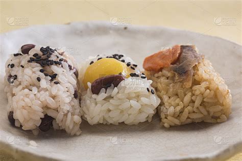 三种颜色okowa