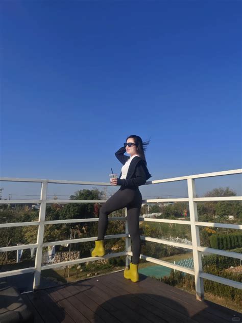 撸铁女孩平时穿什么