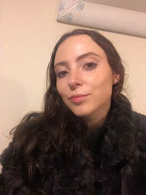 Hannah Grace Bookings Events And Bio Surreal
