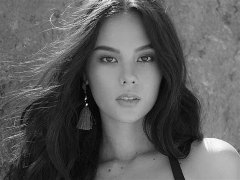 Miss Universe 2018 Catriona Gray A Queen With A Golden Heart Gma