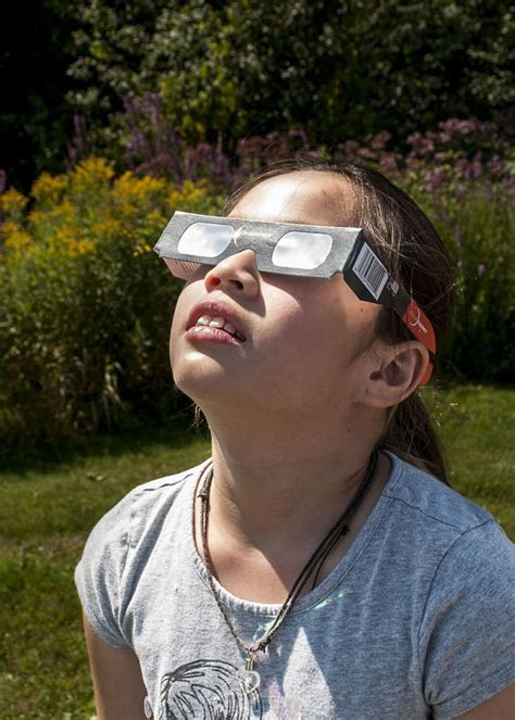 Recall Issued For Solar Eclipse Glasses Distributed In Ingersoll 1047 Heart Fm