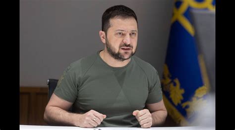 Зеленский поручил найти причины для лишения депутата Бойко звания Герой Украины