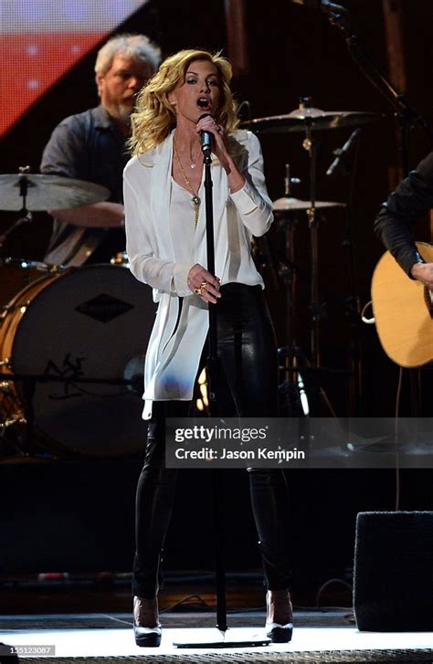 Faith Hill Performs During The 46th Annual Cma Awards At The