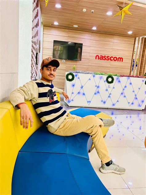 Best Video Editor In Sirsaganj — Ashutosh Dwivedi By