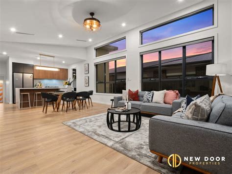 houses for sale in whitlam act 2611 au