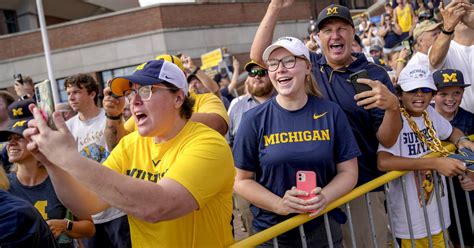 College Football Week 1 Live Discussion Open Thread Pride Of Detroit