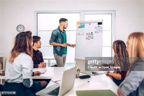 Five Point Graph Photos And Premium High Res Pictures Getty Images