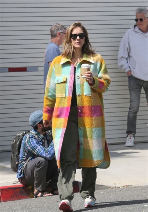 Katharine Mcphee At Beverly Hills Farmers Market 04072024 • Celebmafia