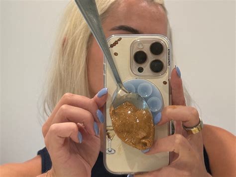 Popsockets Magsafe Suction Grip Holds Iphone On Smooth Surfaces For