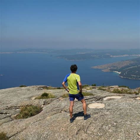 Vistas Gallegas Como Tienen Que Ser Al Mar Desde La Cima Del Monte Pundo A M Sobre El Nivel