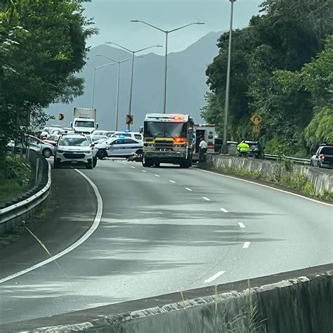 Daniel Casler Happening Now In Kahaluu 12 Police Cars And An Ambulance Instagram