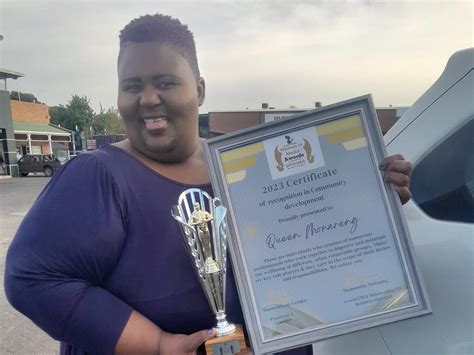 Queen Monareng O Tswetsepele Ho Kgaba Ka Mosebetsi O Motle