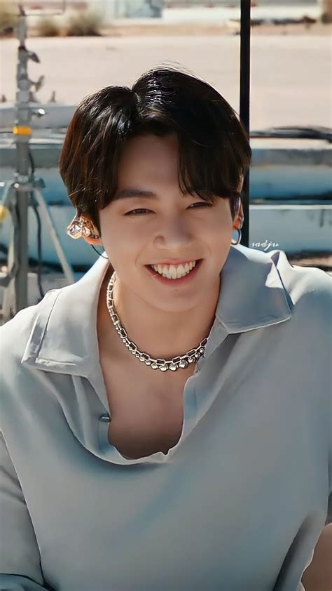 Pin von 555 auf BTS | Jungkook, Jungkook heiß, Kpop