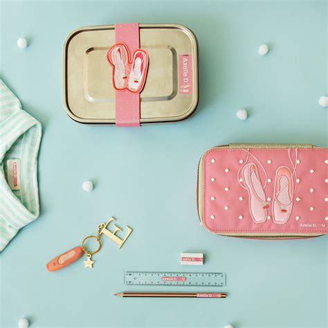 labels package ballerina jeune premier