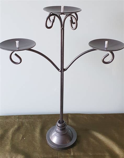 Candelabro De Hierro Forjado 3 Niveles Portavelas De Pilar Etsy España