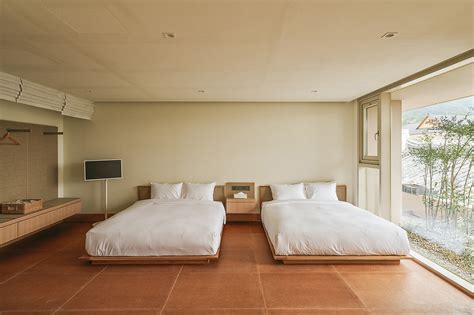 천년고도에서 맞이하는 지금 이 순간 이제 경주