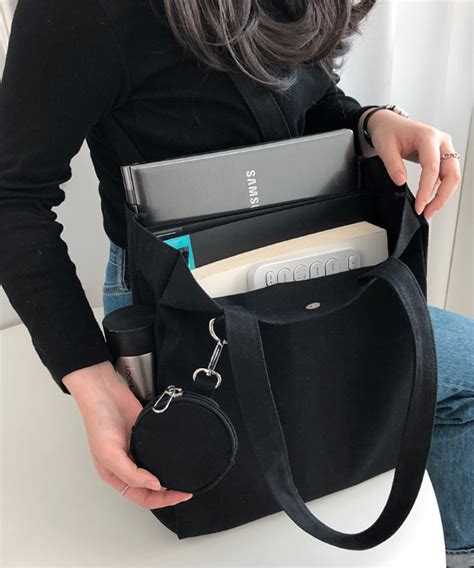 데일리바인 당일발송 2col 스퀘어 무지 남녀공용 숄더백 캔버스 여행가방 보조가방 아이팟 원형 파우치 키링 학생 학원가방 운동가방 기저귀가방 텀블러백 짱짱한 생활방수