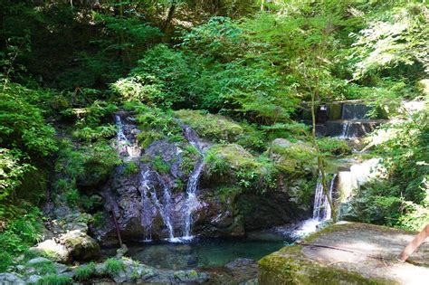 Hossawa Waterfall Tokyos Only Falls In Japans Top 100