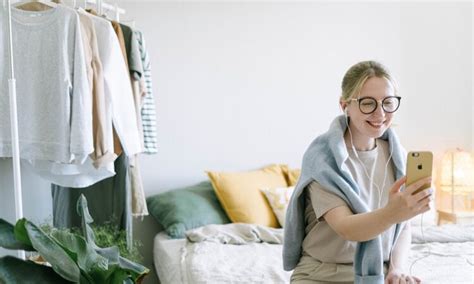 10 Examples Of Automated Text Messaging For Marketing