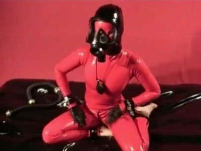 Skinny Rubber Fetish Girl With Red Latex Catsuit And Gasmask Masturbates Xxx Mobile Porno