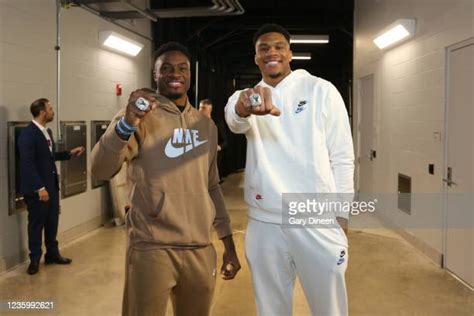 Milwaukee Bucks Team Photos And Premium High Res Pictures Getty Images