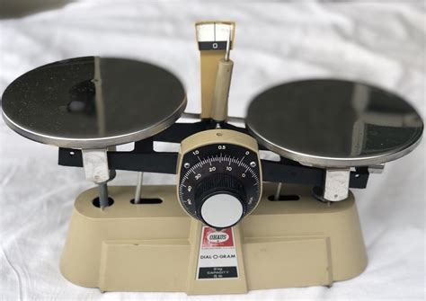 Ohaus Dial O Gram Balance Scale 2kg 5lb Capacity For Sale Online Ebay