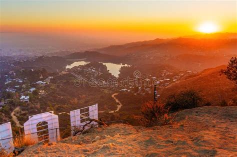 Los Angeles California December 10 2024 Stunning Sunset Over Los