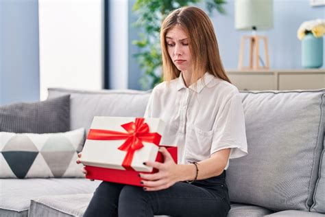 Dear Abby My Stepmom Keeps Buying My Year Old Wildly Inappropriate Outfits New York Hots