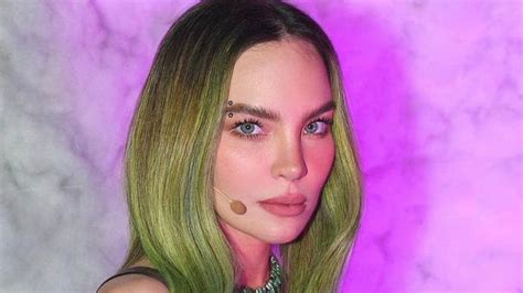Belinda Se Enoja Cuando Le Preguntan Por La Boda De Ángela Aguilar Y