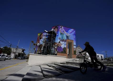 These Mexicans Are Keeping The Mural Tradition Alive A Century After