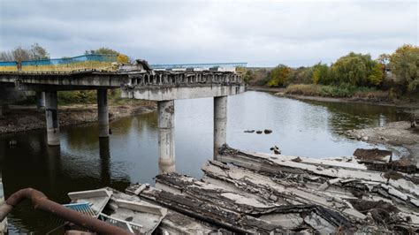 Росіяни відходять на Херсонщині Чому підривають мости і як це завадить ЗСУ Новости Section