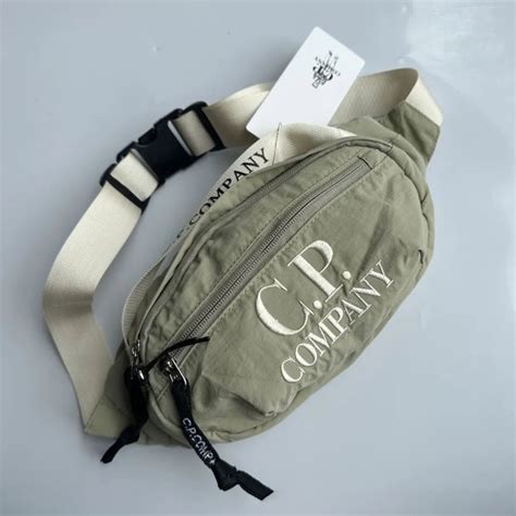C.P. COMPANY Сумка на пояс - купить с доставкой по выгодным ценам в ...